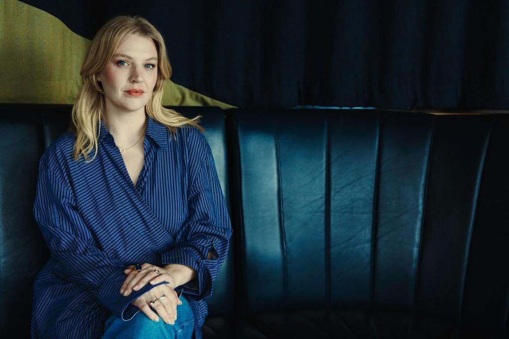 Self Esteem on song writing, womanhood and being ‘less frightened’ | Southbank Centre