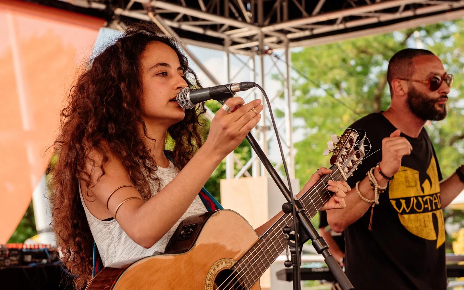 Busking & street performance | Southbank Centre